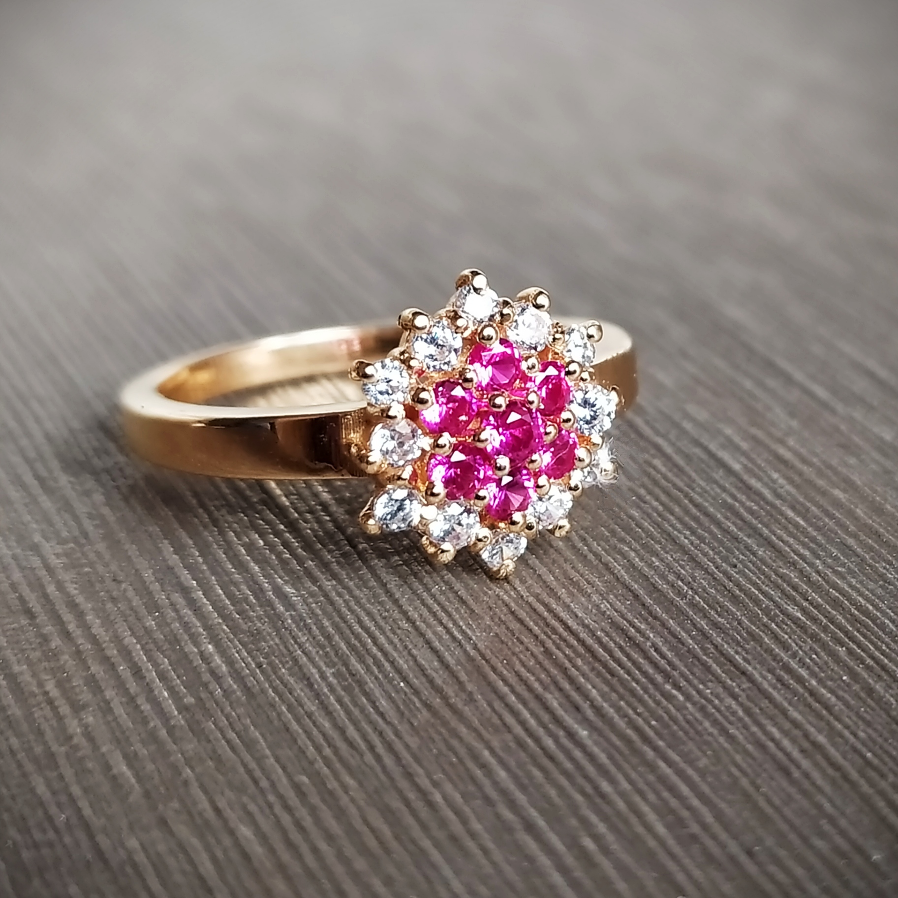 Gold Carnation Flower Ring - Asavir